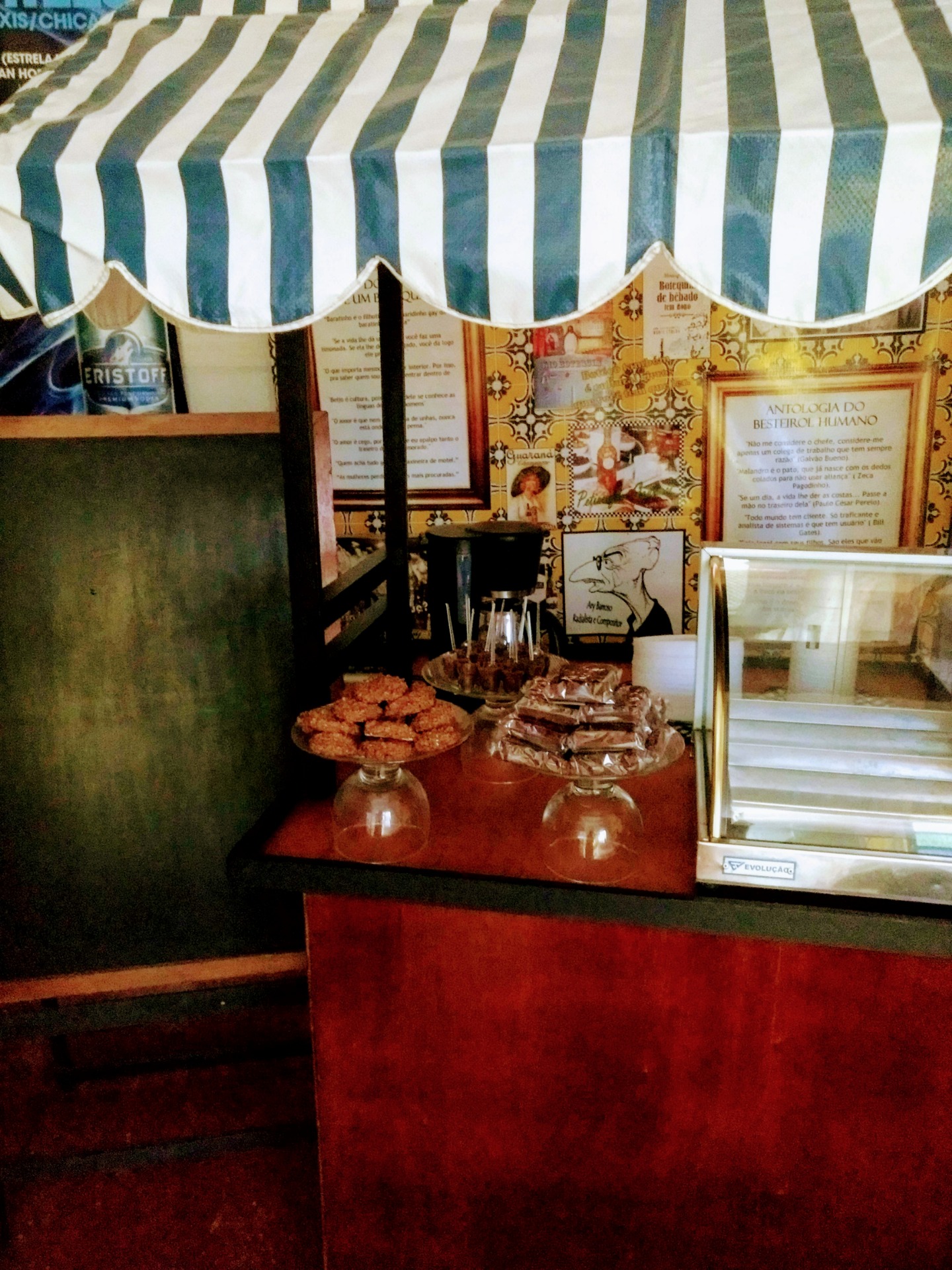 Stand para Eventos com Degustação | Serviços de Catering | Croqueteria ...